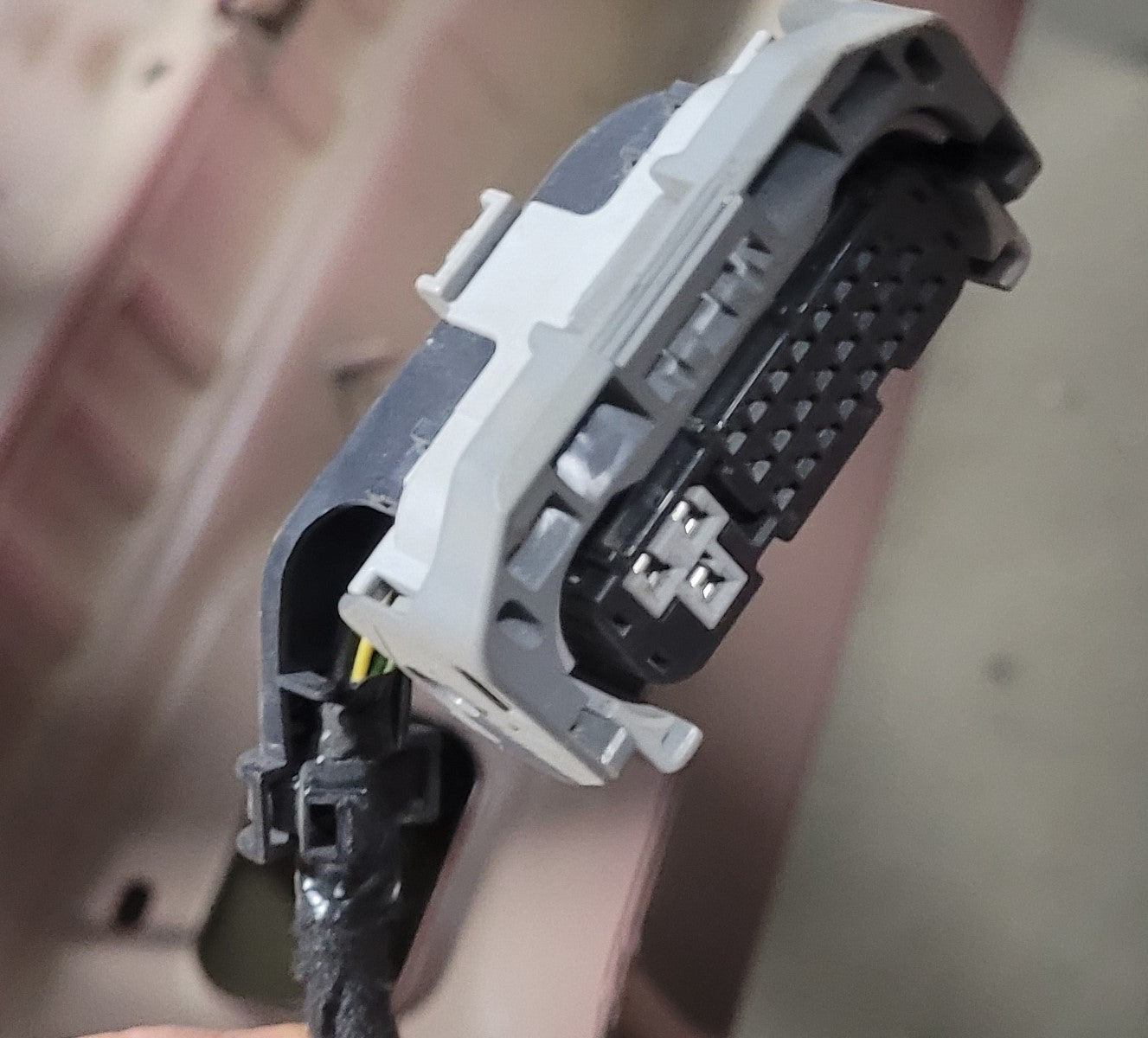 TESLA MODEL 3 CONNECTOR BMS – Ingenext