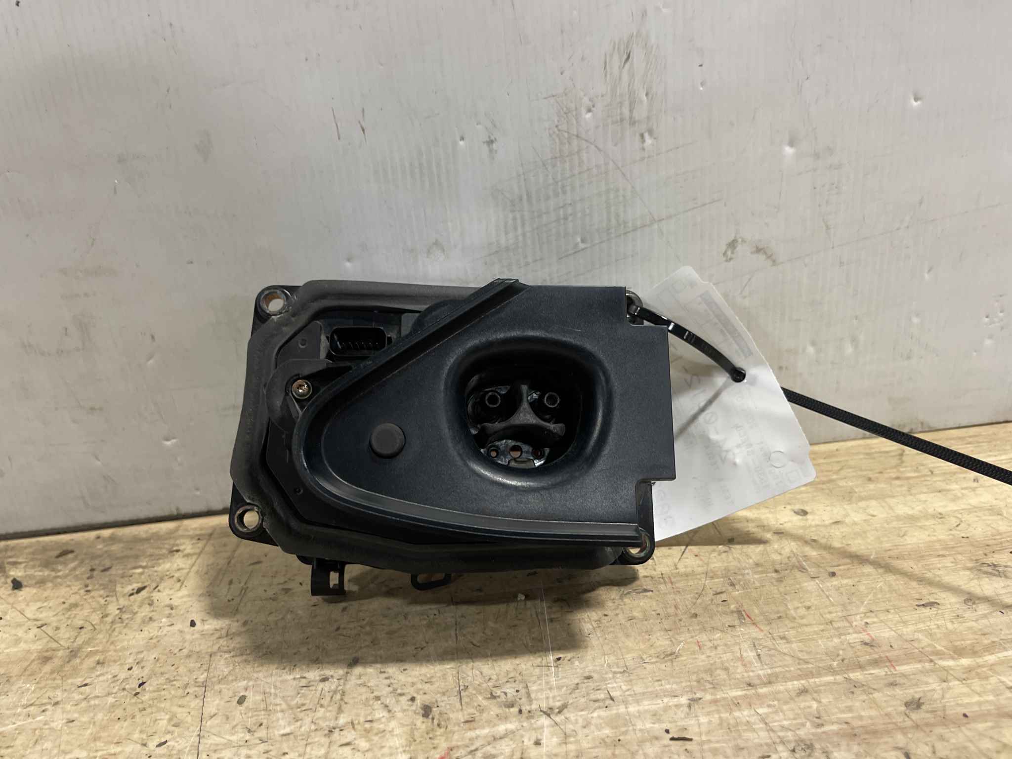 TESLA MODEL S CHARGE PORT - NORTH AMERICA CHARGING STANDARD (NACS) - G ...