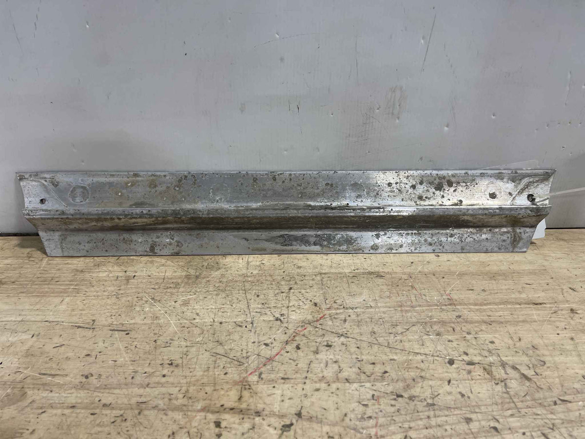 TESLA MODEL S FR BASH PLATE LWR EXTRUSION 1037112-00-A – Ingenext
