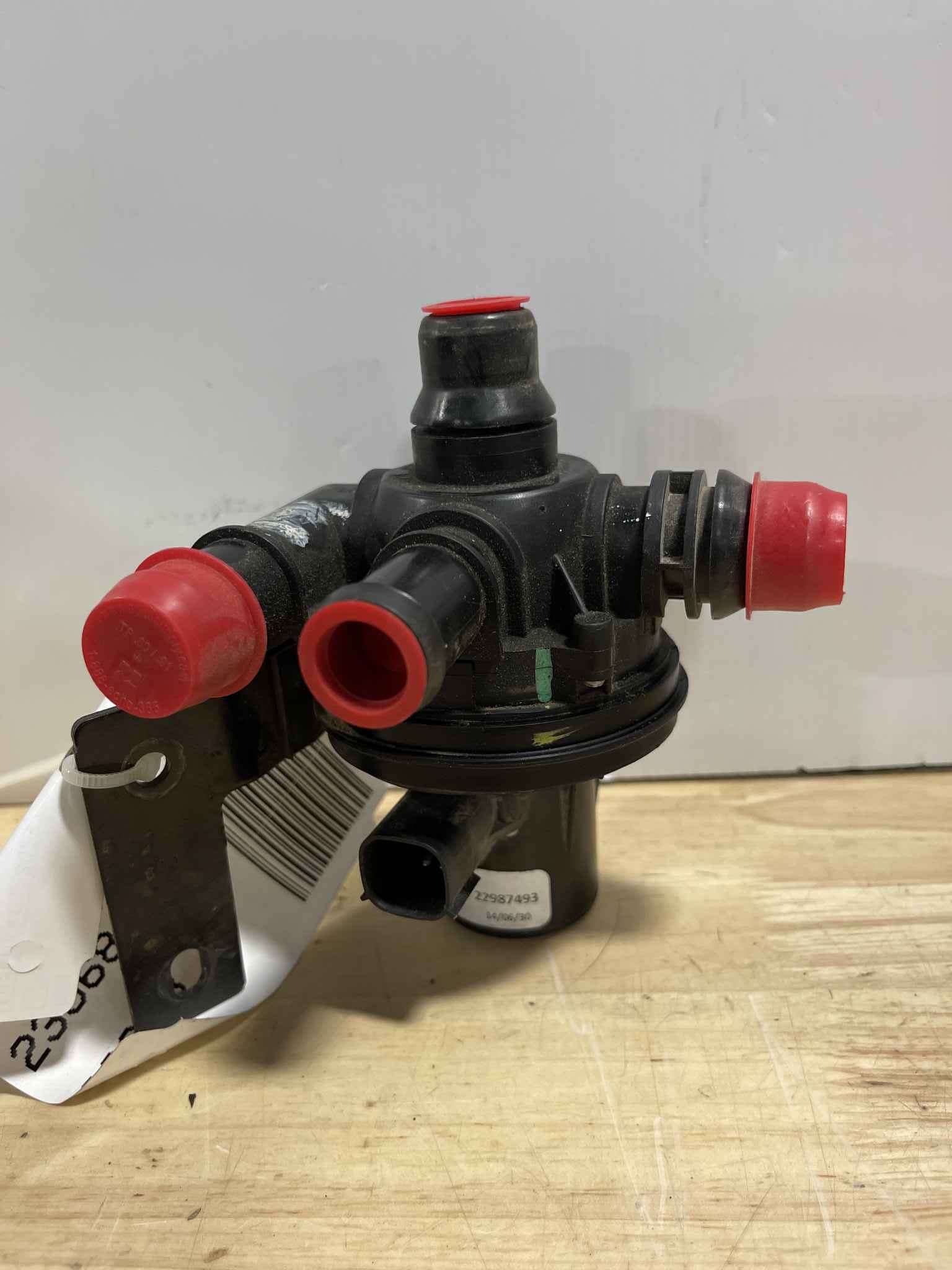 CHEVROLET VOLT GEN 1 DRIVE MOTOR BATTERY COOLANT FLOW CONTROL VALVE 22 ...