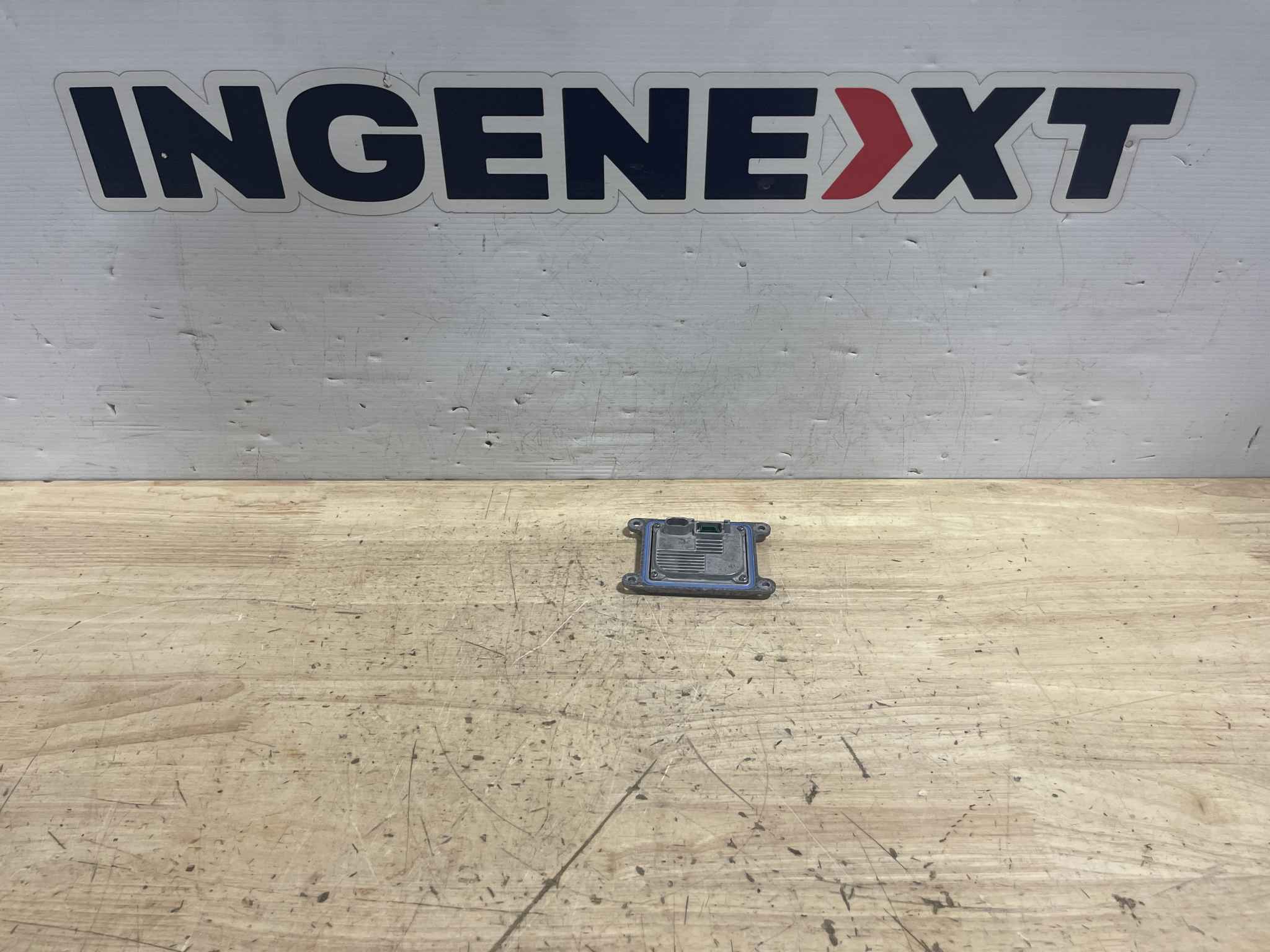 TESLA MODEL 3 ASY - M3 COWL SCREEN 1081676-00-F – Ingenext